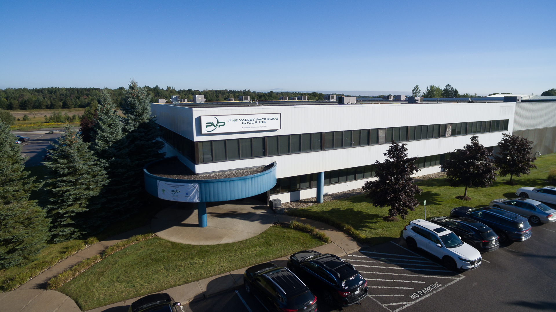 Pine Valley Packaging Group Inc. 新体制発足セレモニーをカナダで開催｜KONOIKEジャーナル｜鴻池運輸